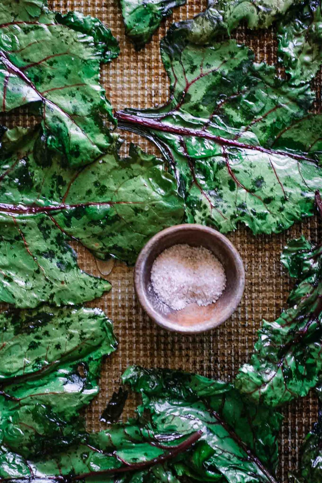 Crispy Baked Beet Greens ⋆ Make Chips from Roasted Beet Leaves!