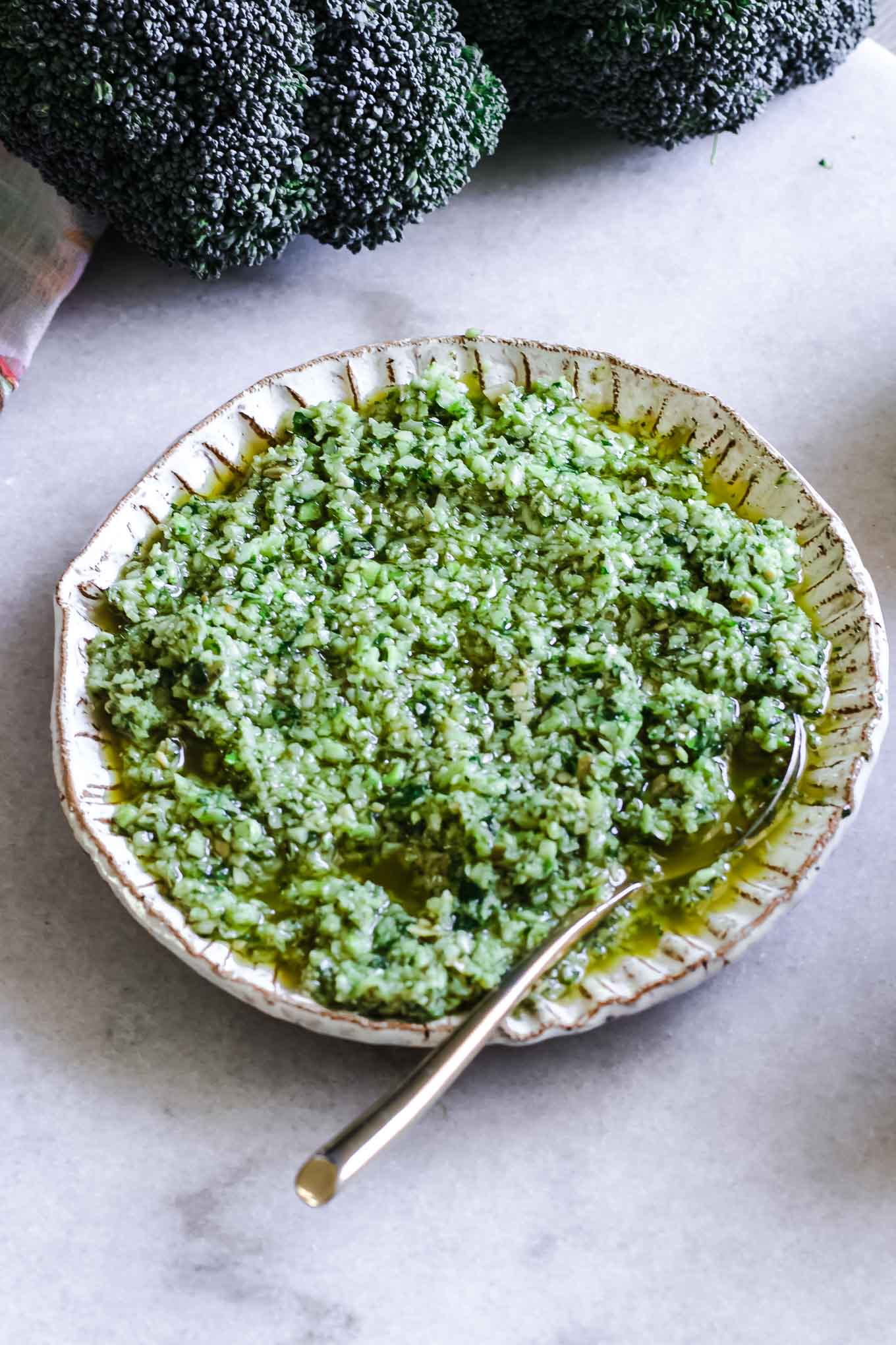 Broccoli Stem Pesto ⋆ Use Leftover Broccoli Stalks in Pesto Sauce!