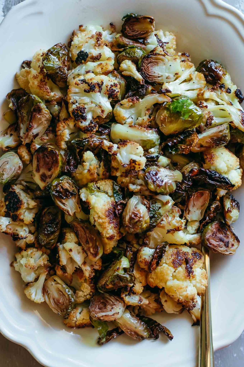 Roasted Brussels Sprouts and Cauliflower | Easy Roasted Veggie Combo!