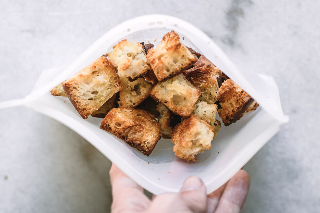 How to Freeze (and Thaw) Croutons So They Stay Crunchy ⋆ Easy Tips!