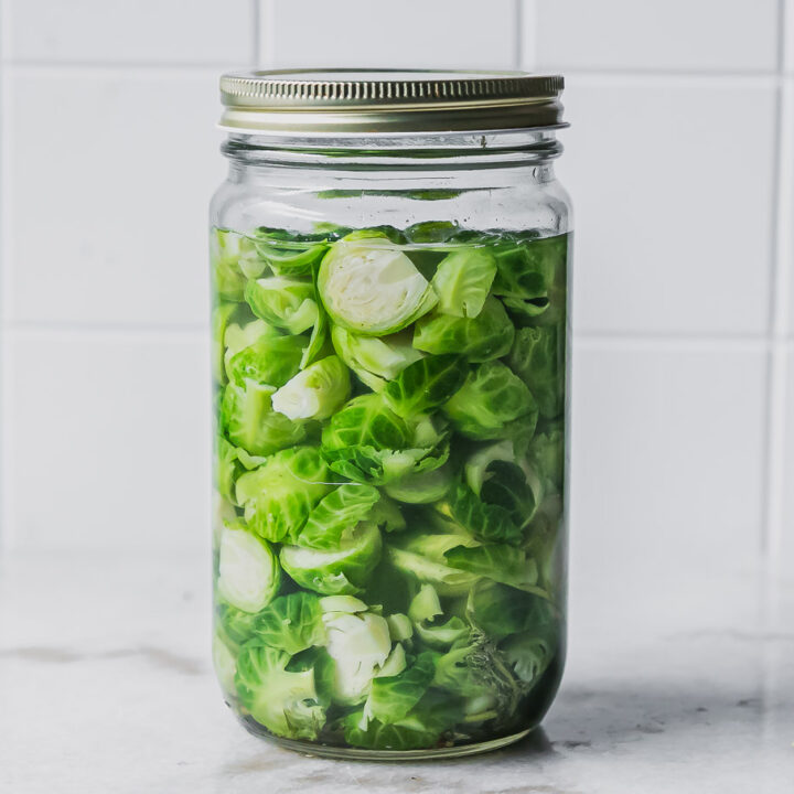 Quick Pickled Brussels Sprouts ⋆ Easily Pickled in the Refrigerator!
