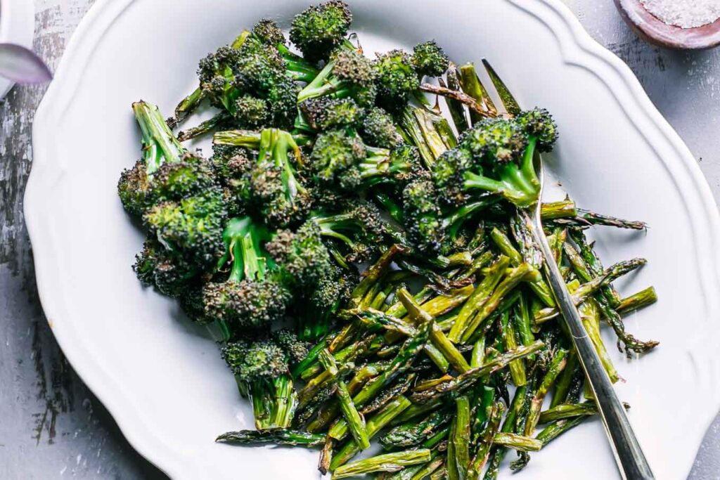 Roasted Broccoli and Asparagus ⋆ Only 5 Ingredients + 30 Minutes!