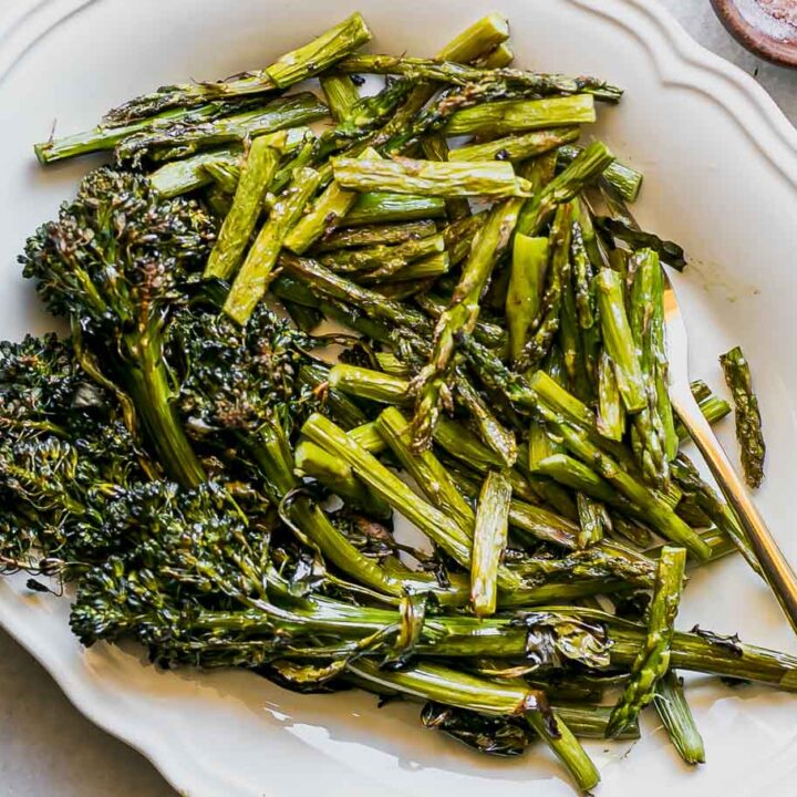 Roasted Broccolini and Asparagus ⋆ 5 Ingredients + 30 Minutes!